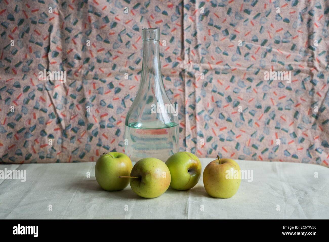 Still life with jug and apples hi-res stock photography and images - Alamy