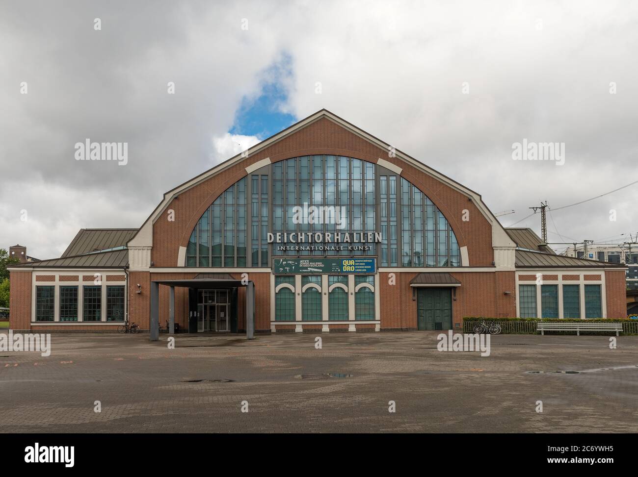 The building of the Deichtorhallen, museum for contemporary art and ...