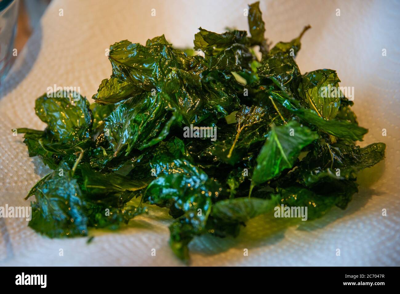 Fried crispy mint rest on the paper towel. Shallow DOF Stock Photo - Alamy