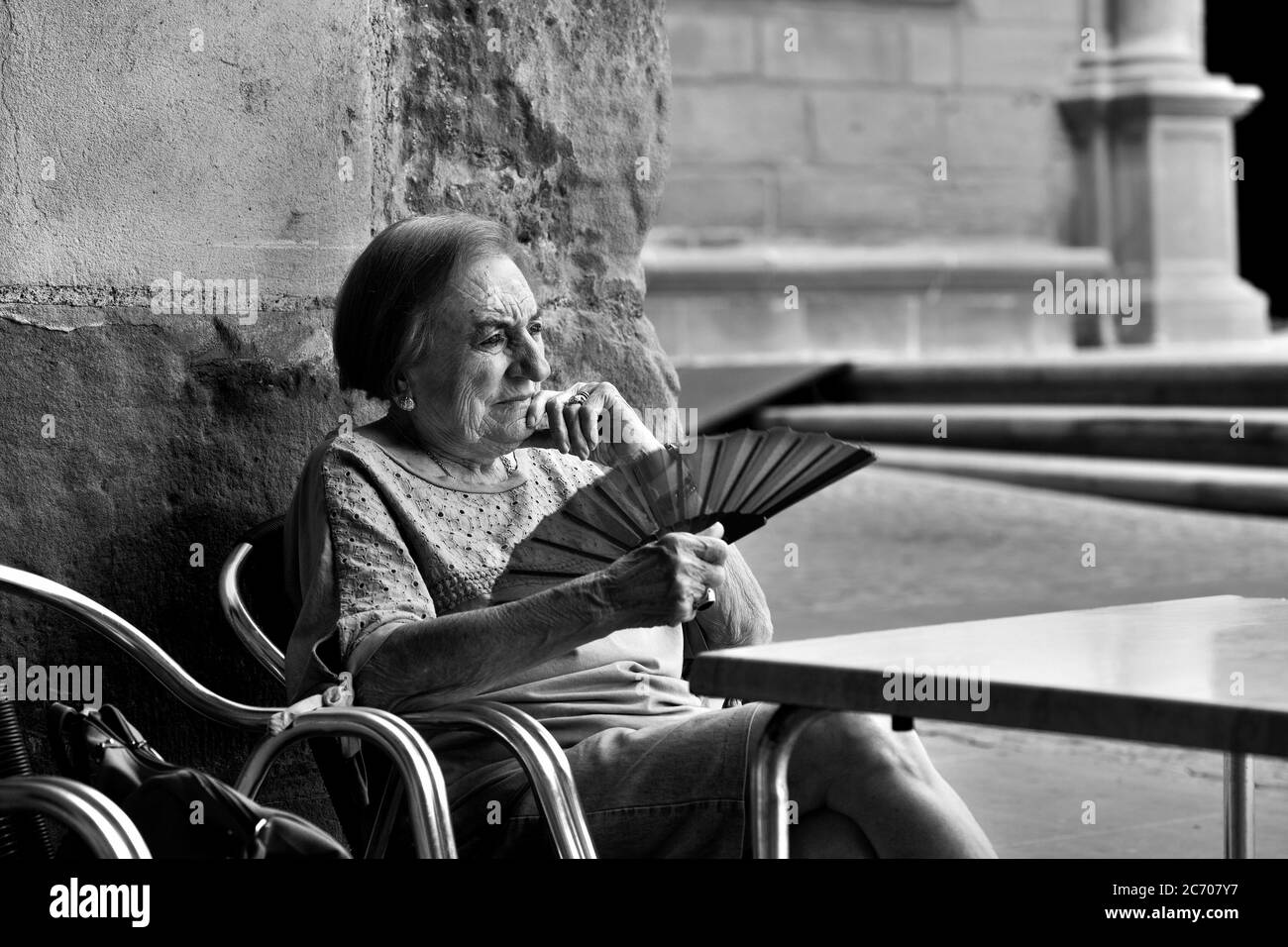 Woman fanning Black and White Stock Photos & Images - Alamy