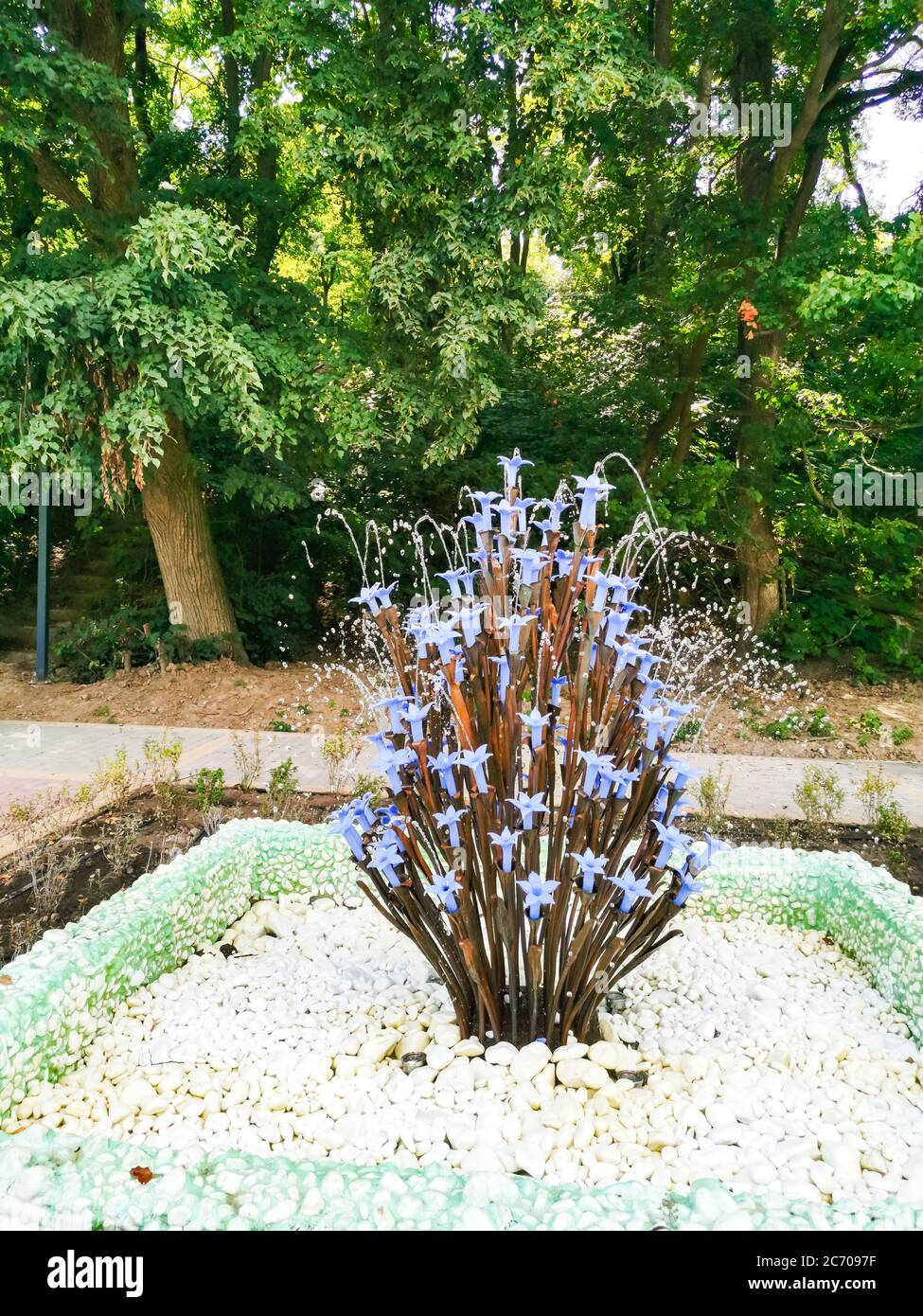 A close up of a flower garden Stock Photo - Alamy