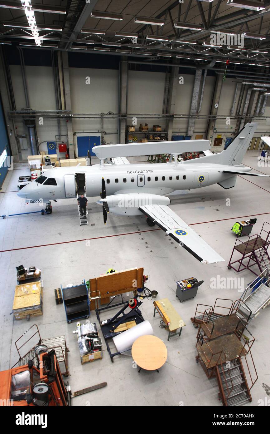 Erieye radar system hi-res stock photography and images - Alamy