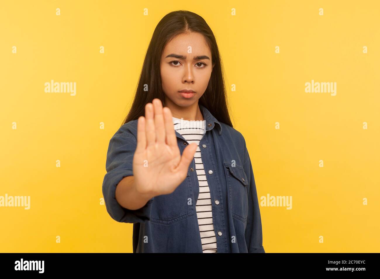 Stop gesture with her hand hi-res stock photography and images - Alamy
