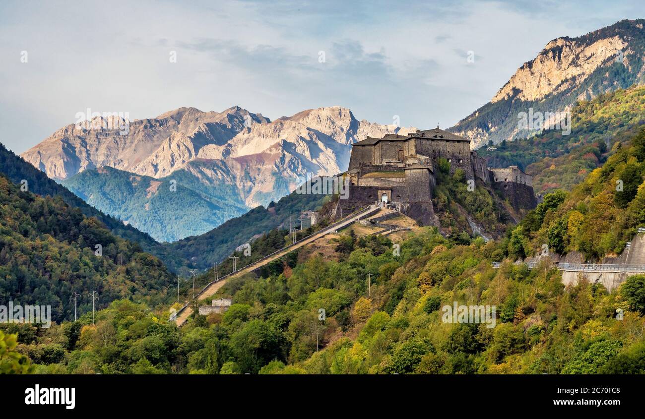 Piemonte castles hi-res stock photography and images - Alamy