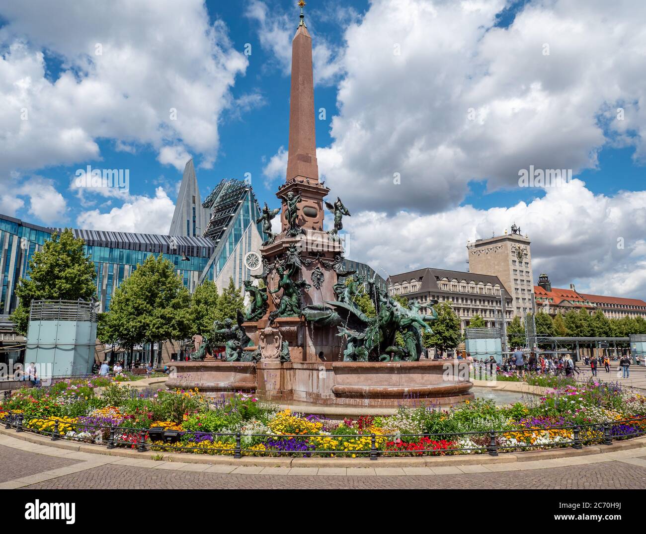 Panorama Augustusplatz with fountain in Leipzig Stock Photo - Alamy
