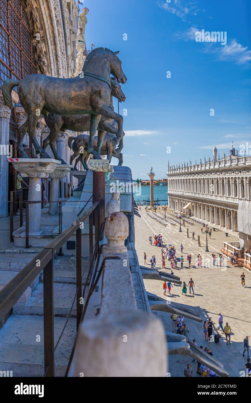 Greek Lysippus sculpture at the Basilica in Venice Stock Photo - Alamy