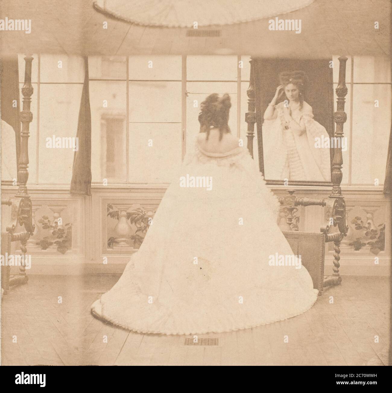 Cheval glass hi-res stock photography and images - Alamy