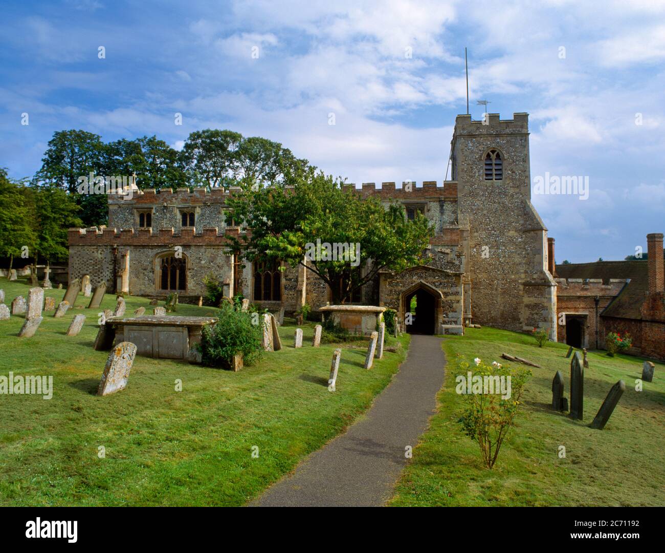 View S of C15th Perpendicular church of St Mary the Virgin, Ewelme ...