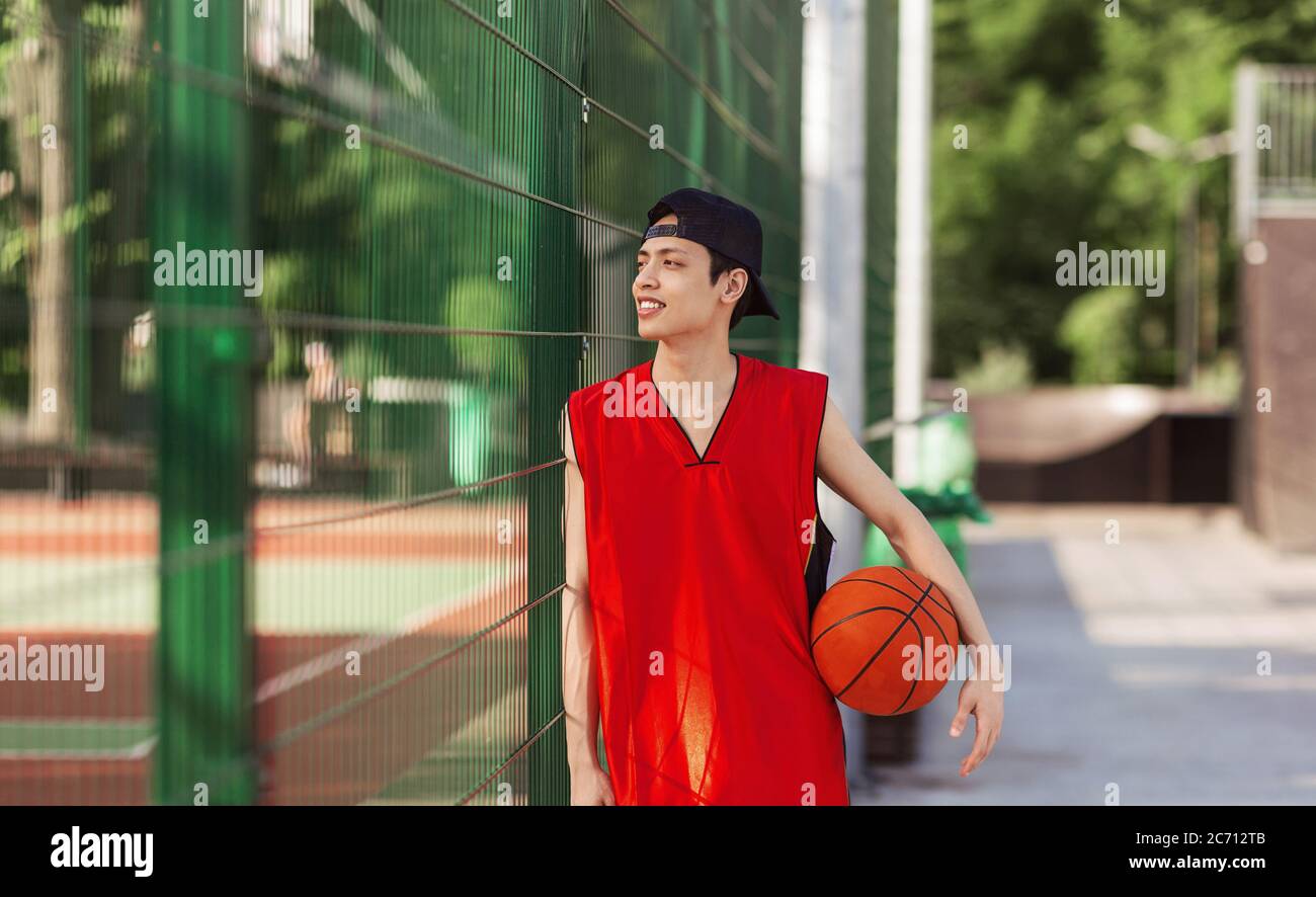 Asian basketball player hi-res stock photography and images - Alamy