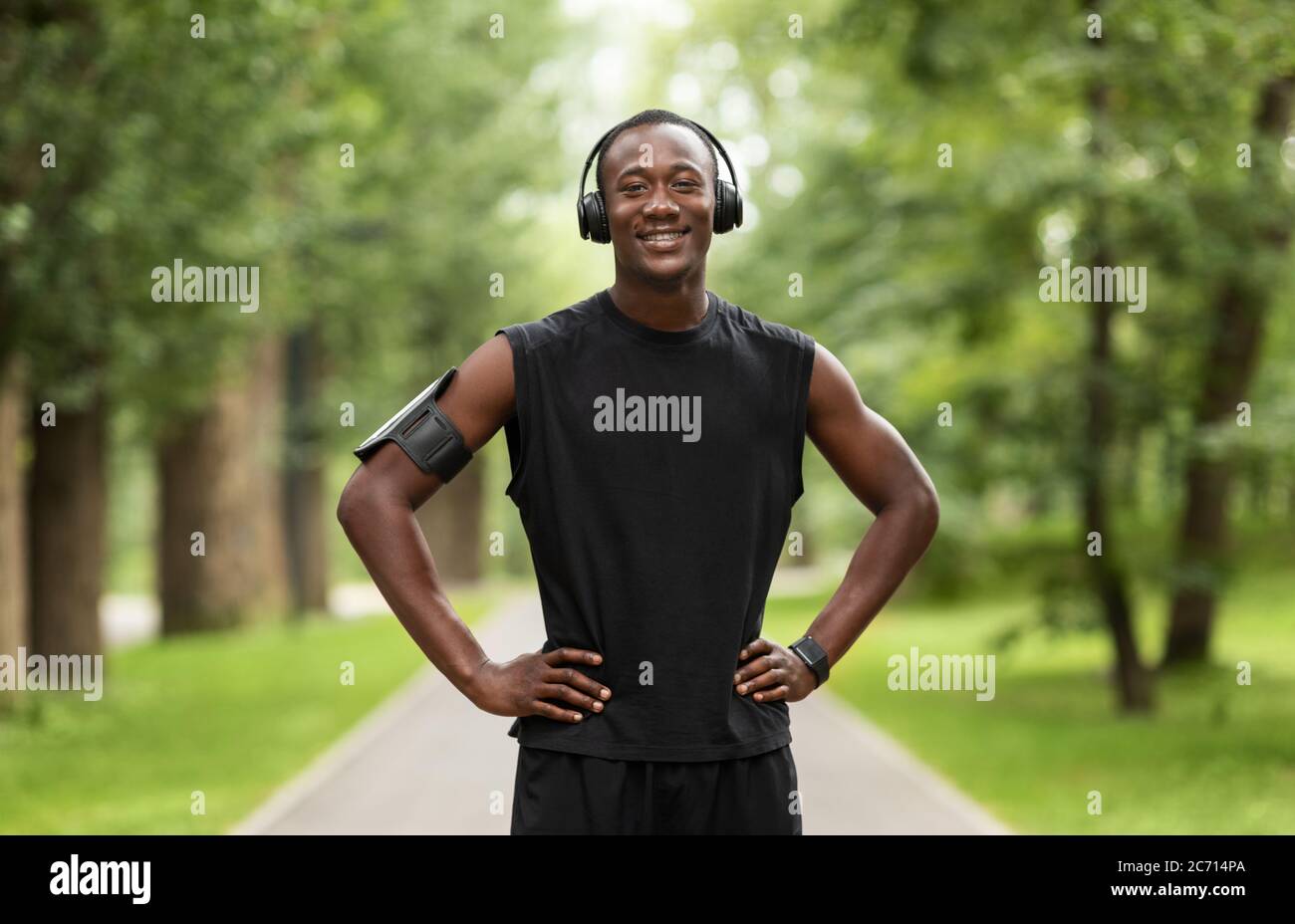 African american athlete training hi-res stock photography and images ...