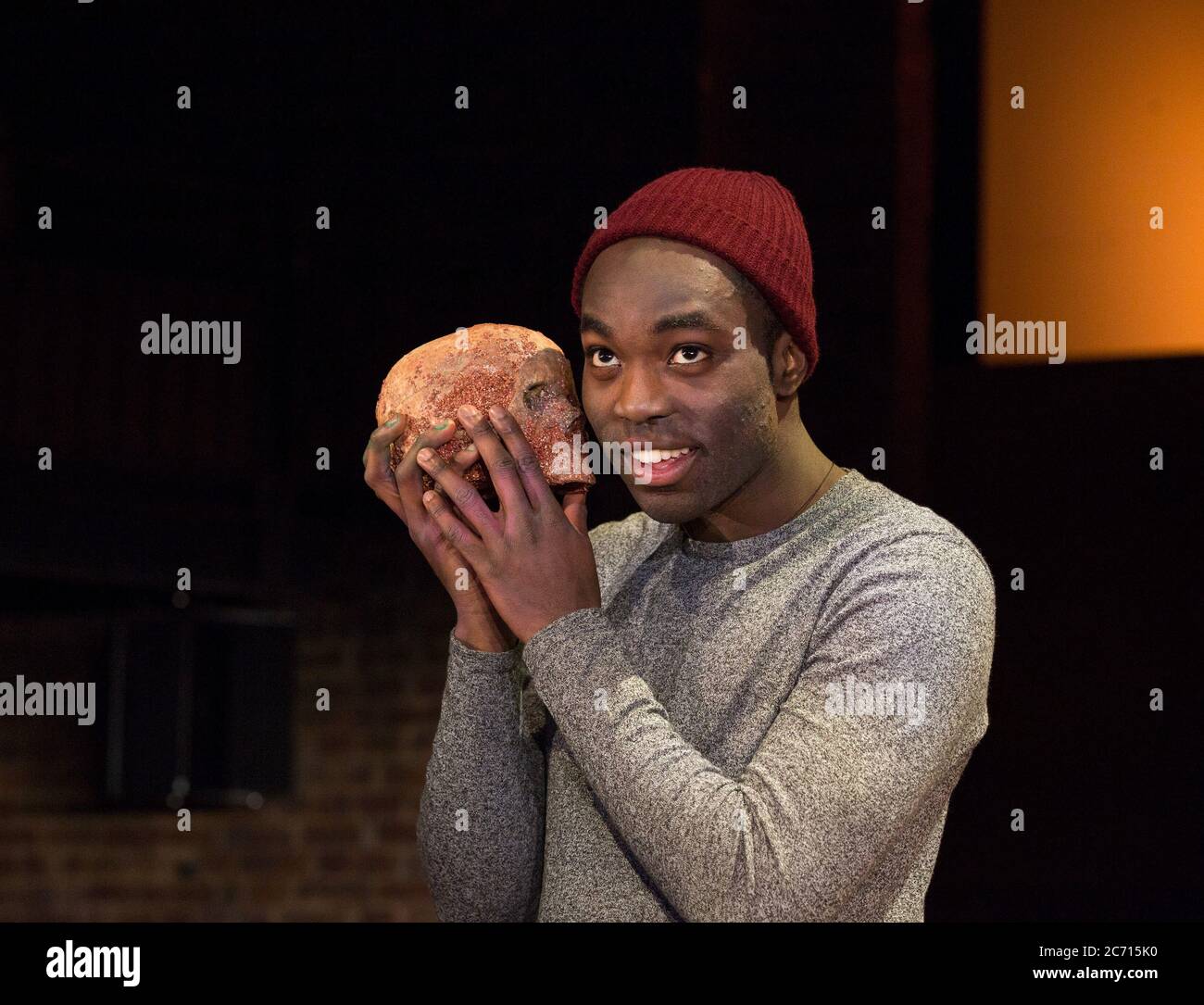 Paapa essiedu hamlet hi-res stock photography and images - Alamy