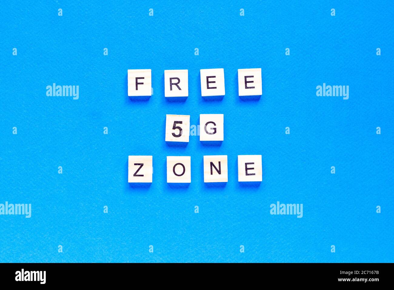 Five g technology network hi-res stock photography and images - Alamy