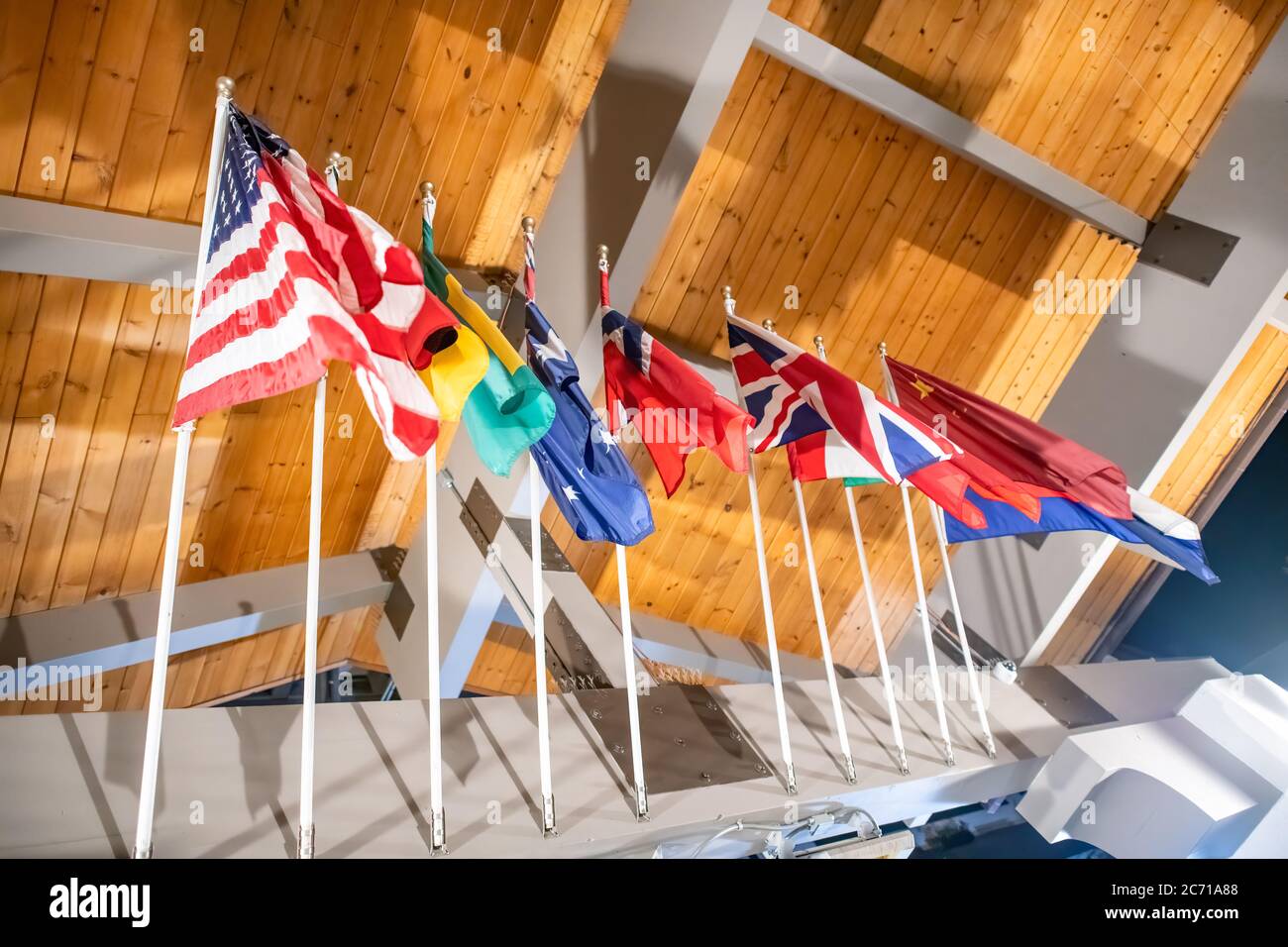Flags flying on top of building hi-res stock photography and images - Alamy