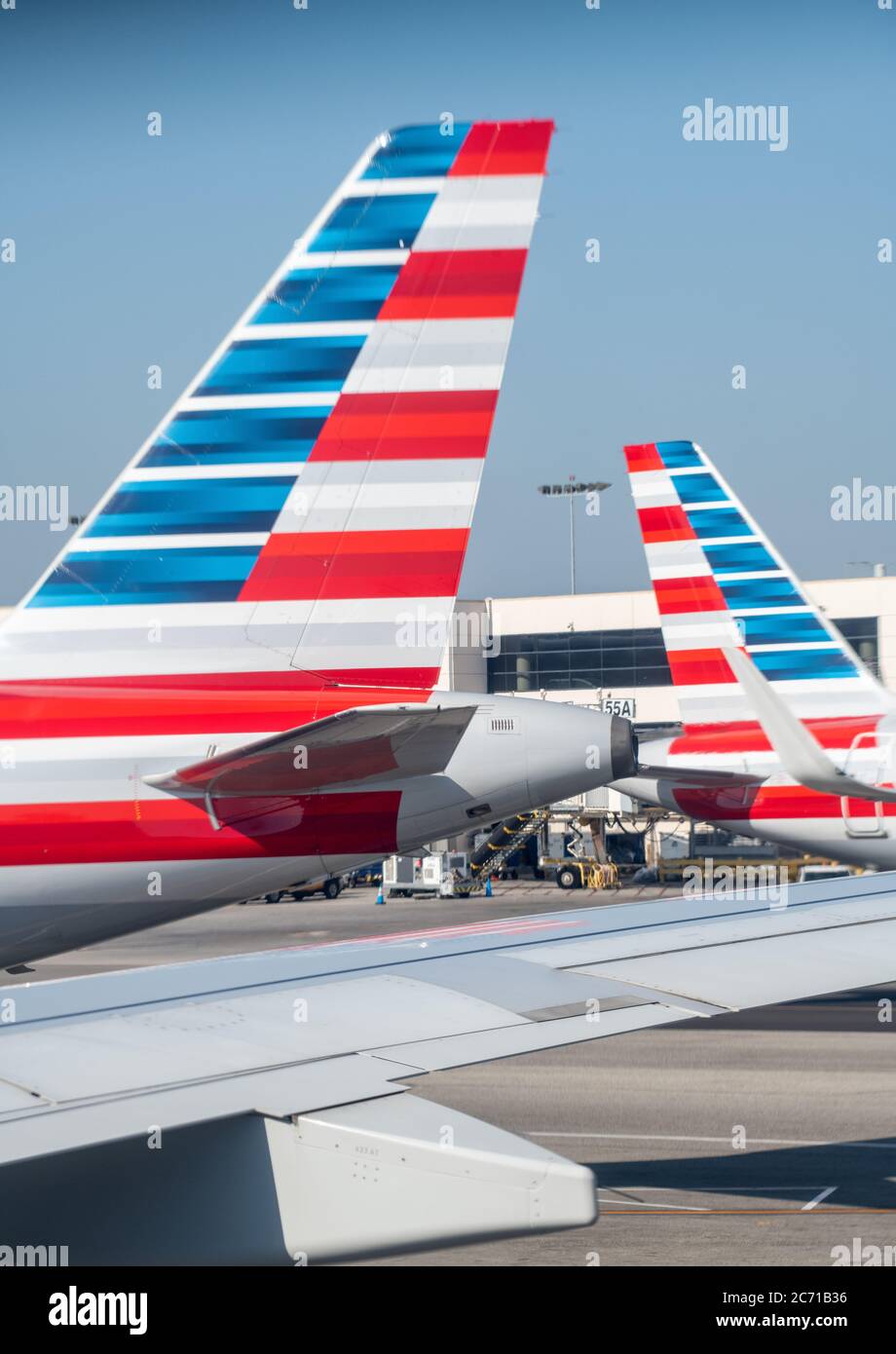 Airplane company hi-res stock photography and images - Alamy