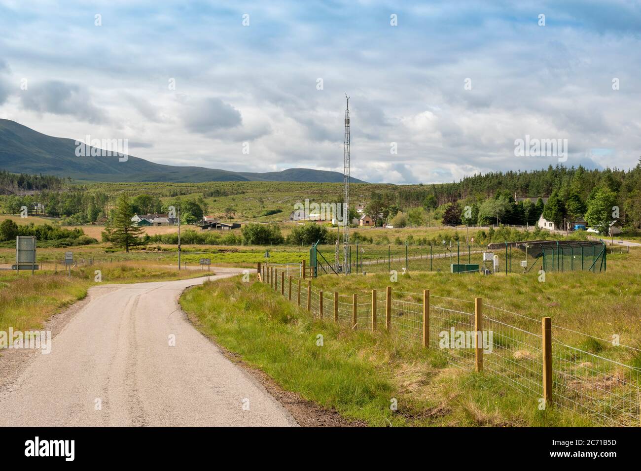ALTNAHARRA SUTHERLAND SCOTLAND ROAD LEADING INTO THE SCATTERED VILLAGE ...