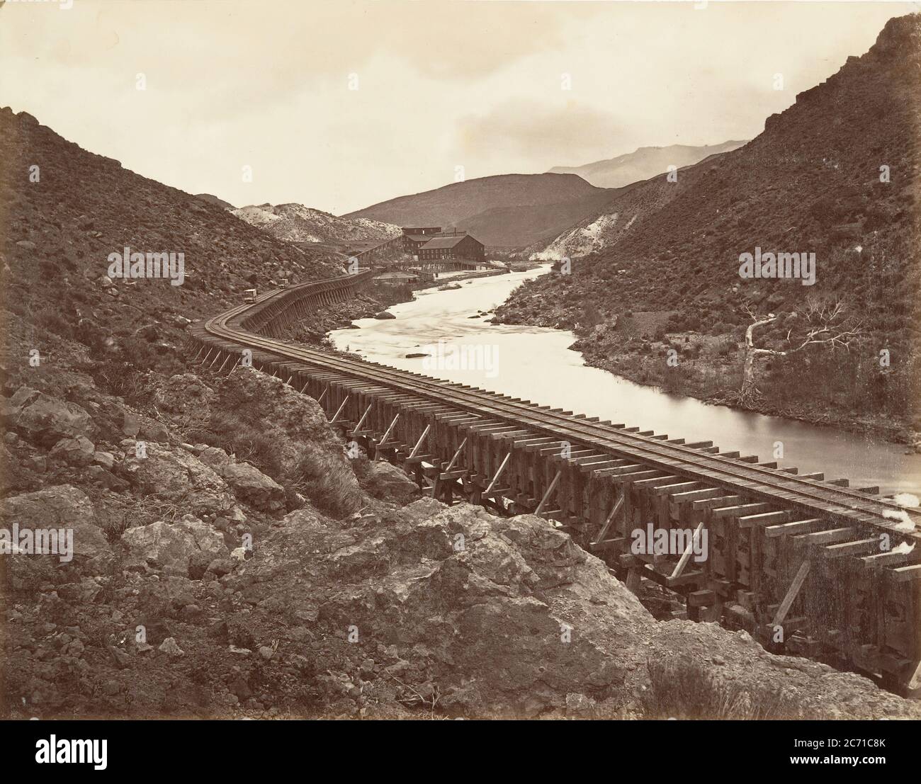 Quartz mill hi-res stock photography and images - Alamy