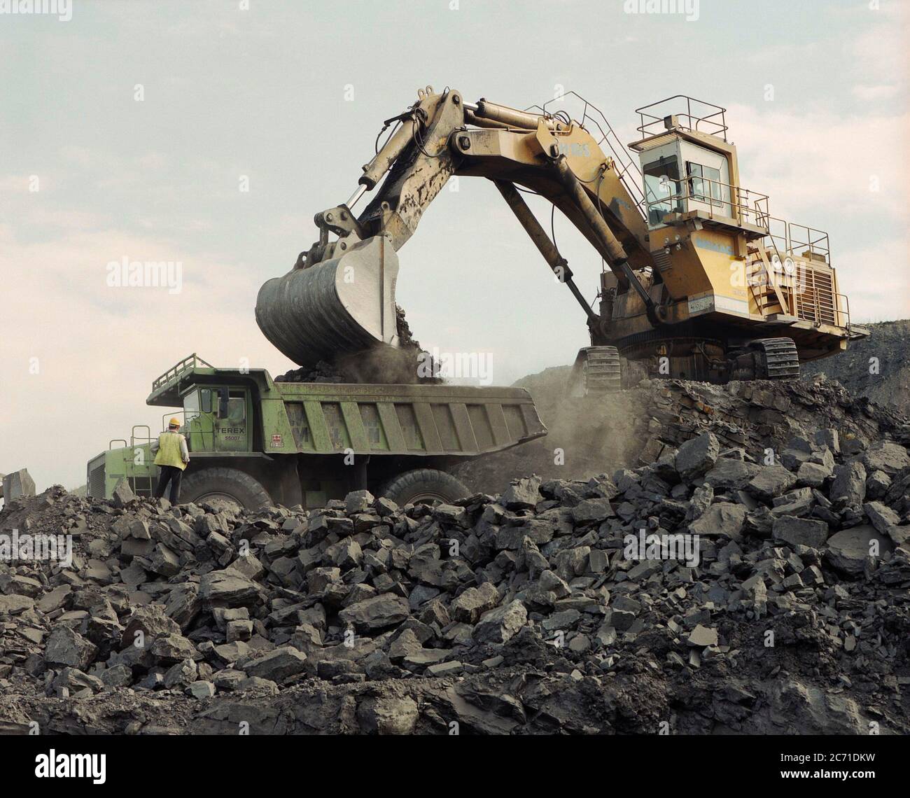 Ffos lass opencast coal mine hi-res stock photography and images - Alamy