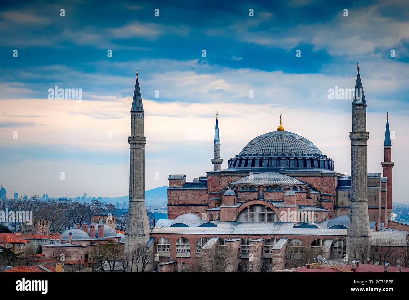 Hagia sophia is the world famous landmark in Istanbul, Turkey that has ...