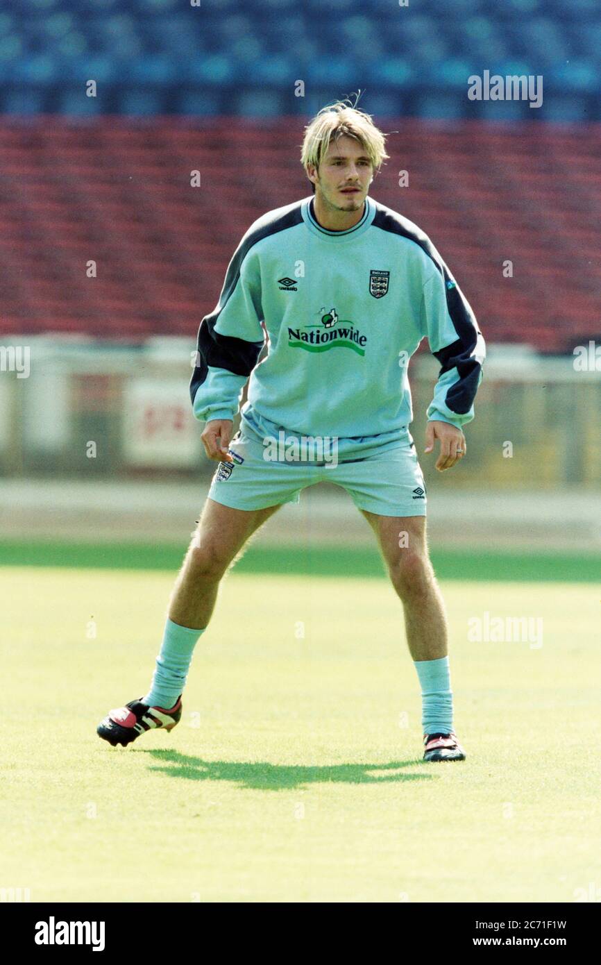 David Beckham trains with the England team at Wembley Stadium in 2000 ...