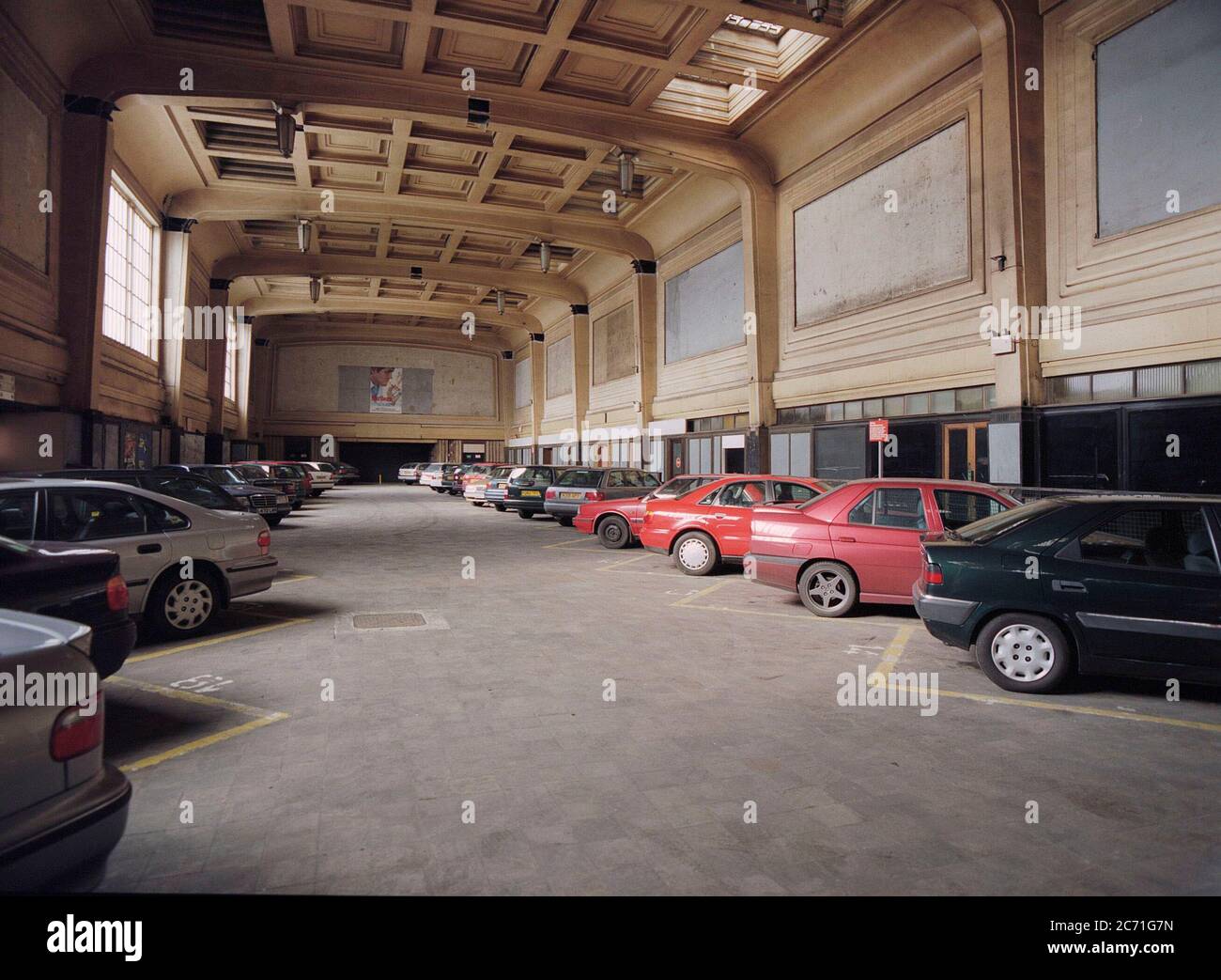 Leeds City Station North Concourse, prior to renovation in 1977, being ...