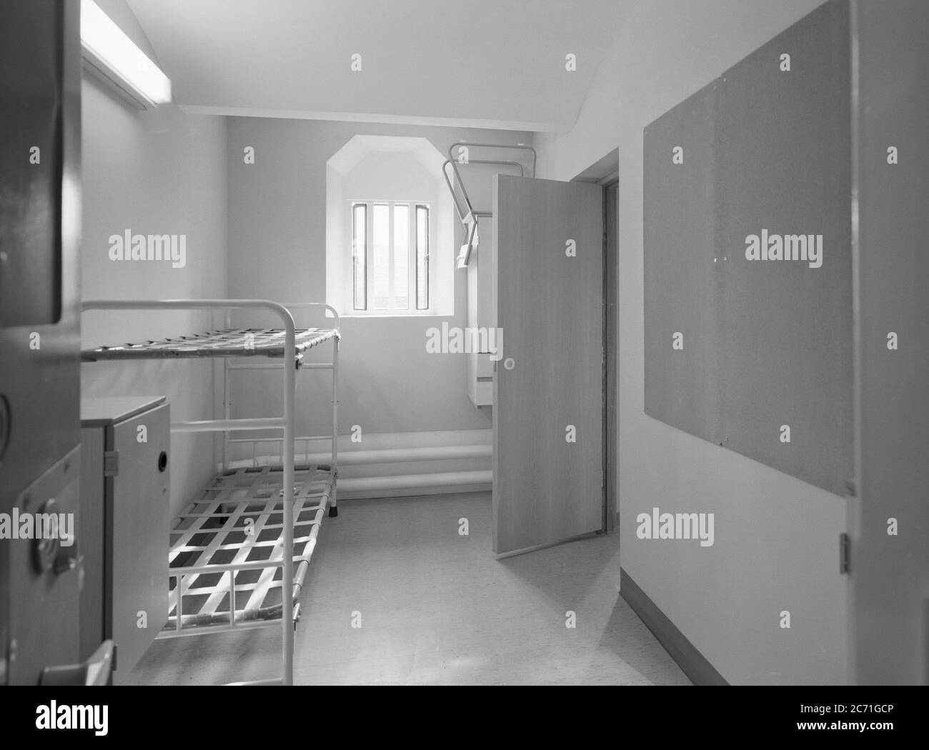 Prison cell in a UK Victorian prison, in 1997 Stock Photo - Alamy