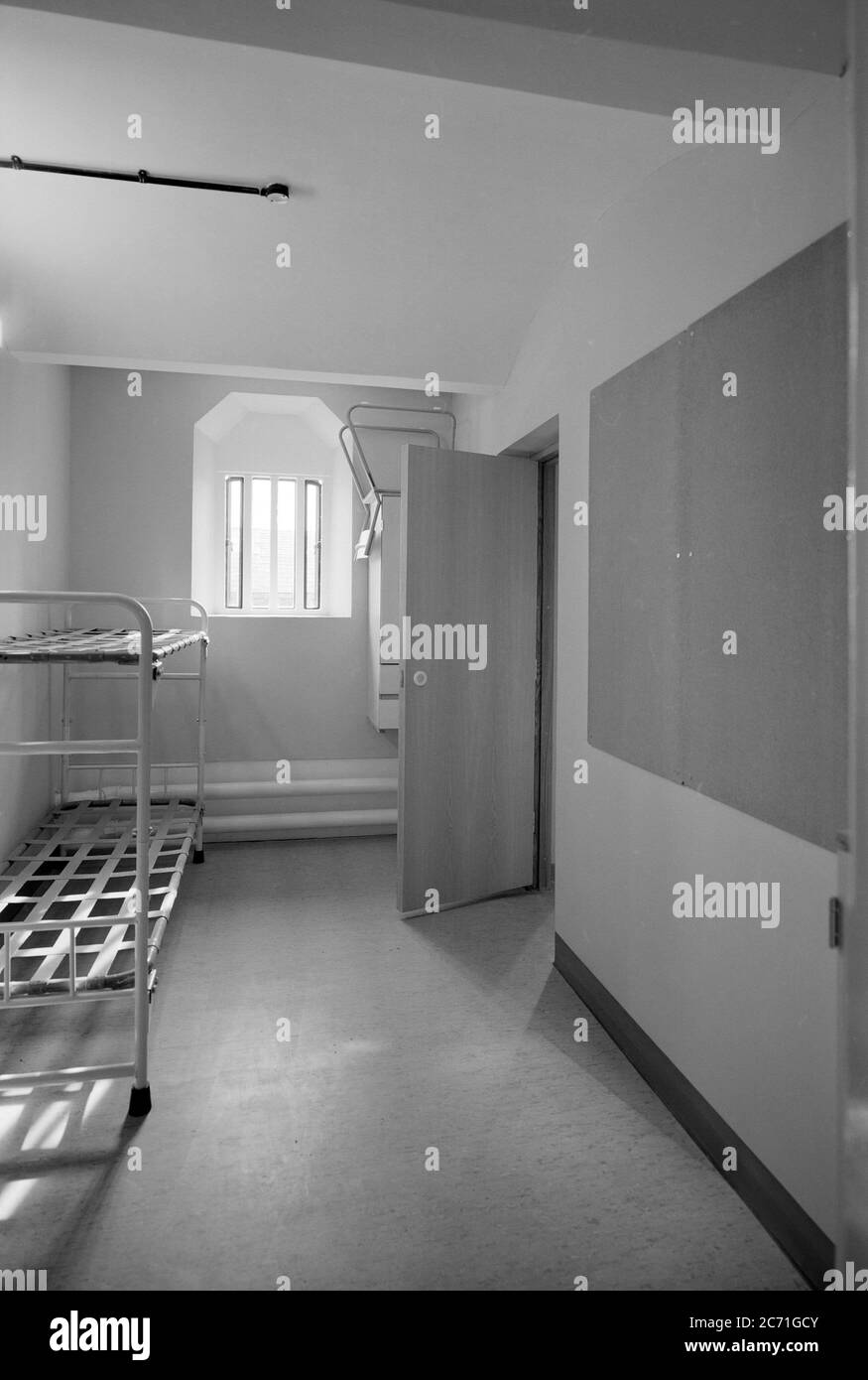 Prison cell in a UK Victorian prison, in 1997 Stock Photo - Alamy
