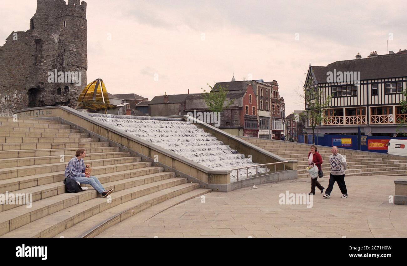 Swansea street scene hi-res stock photography and images - Alamy