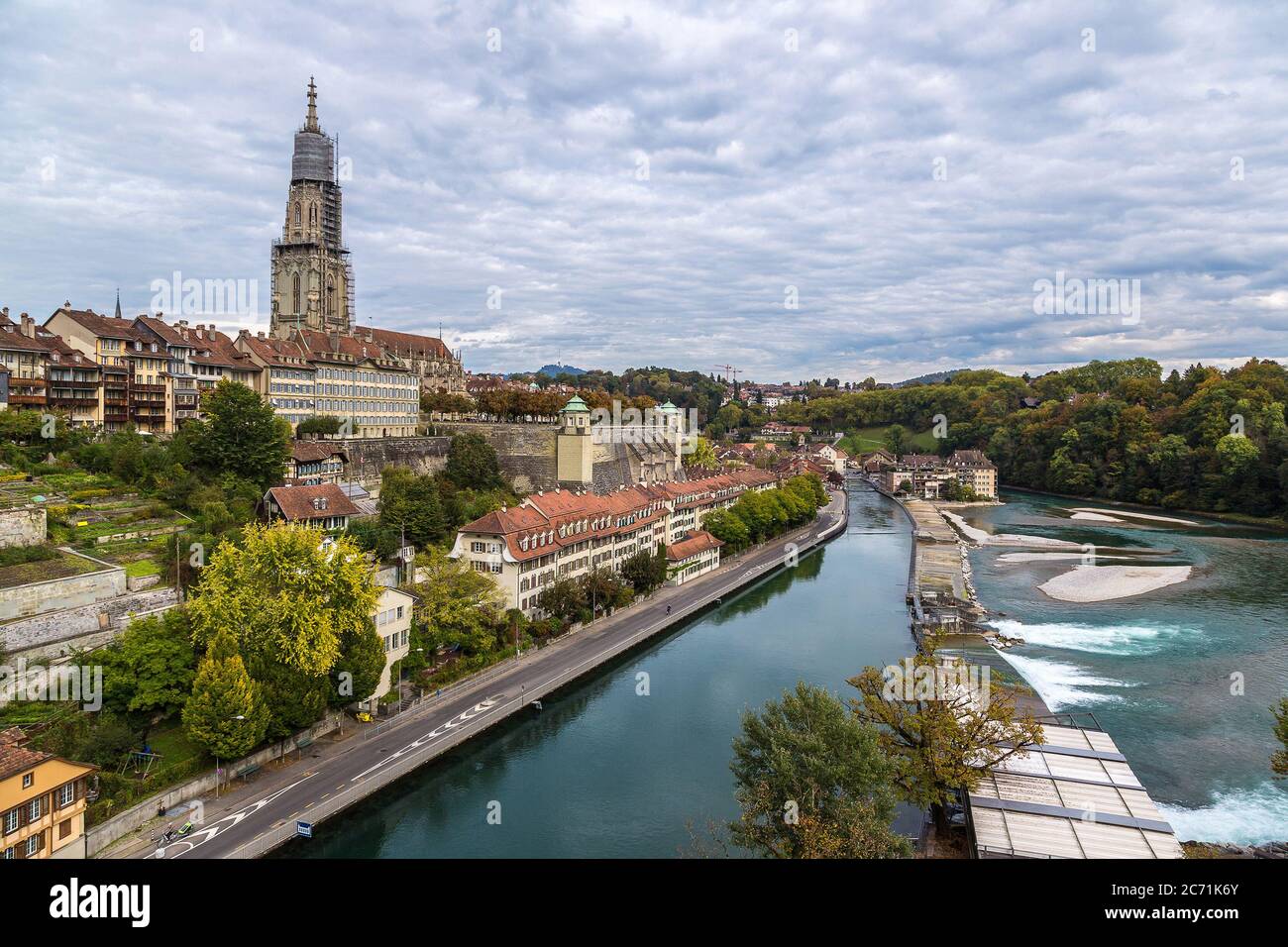 Panoramic view of Bern and Berner Munster cathedral in Switzerland ...