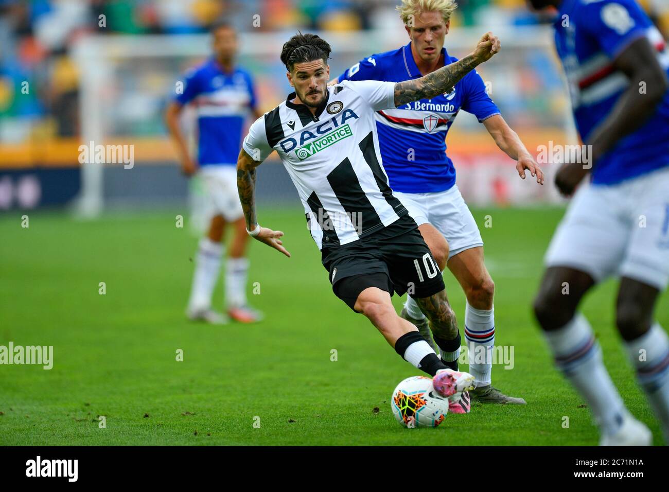 Rodrigo de paul shirt hi-res stock photography and images - Alamy
