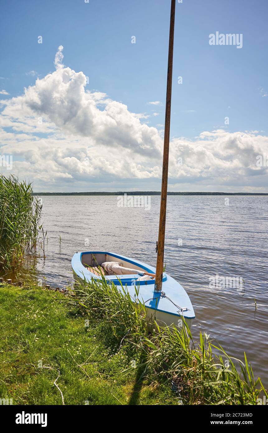 Small yacht water hi-res stock photography and images - Alamy