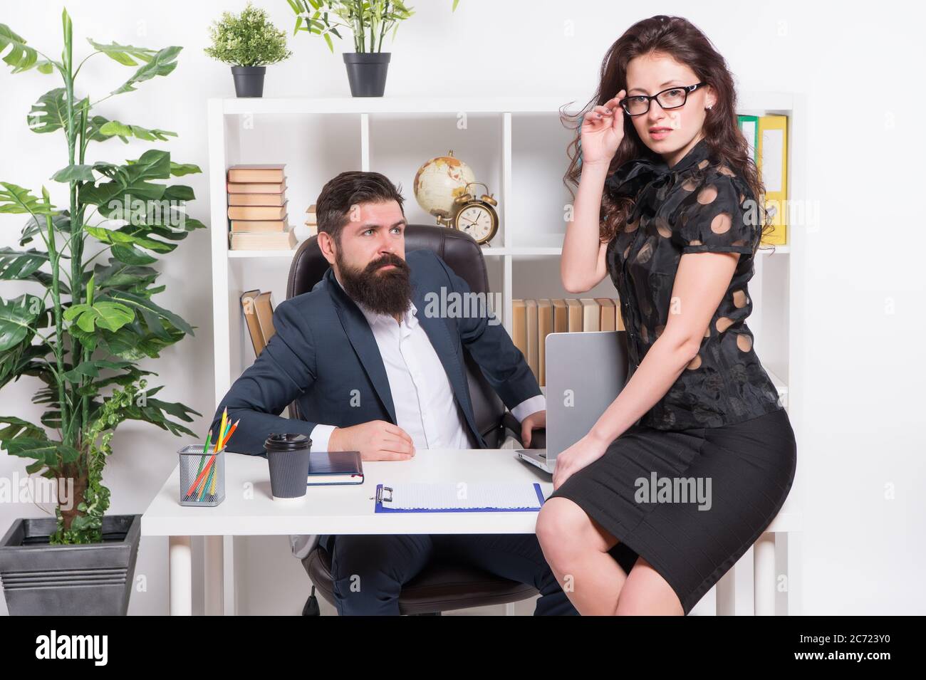 Experience exchange. Financial department. Office secretary. Business ...