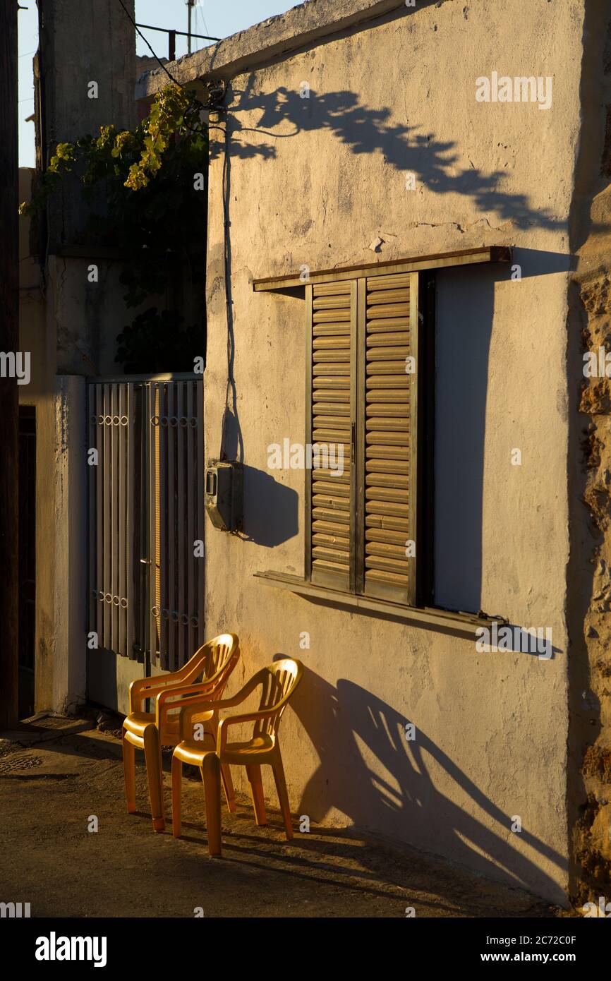 Chair house empty hi-res stock photography and images - Alamy