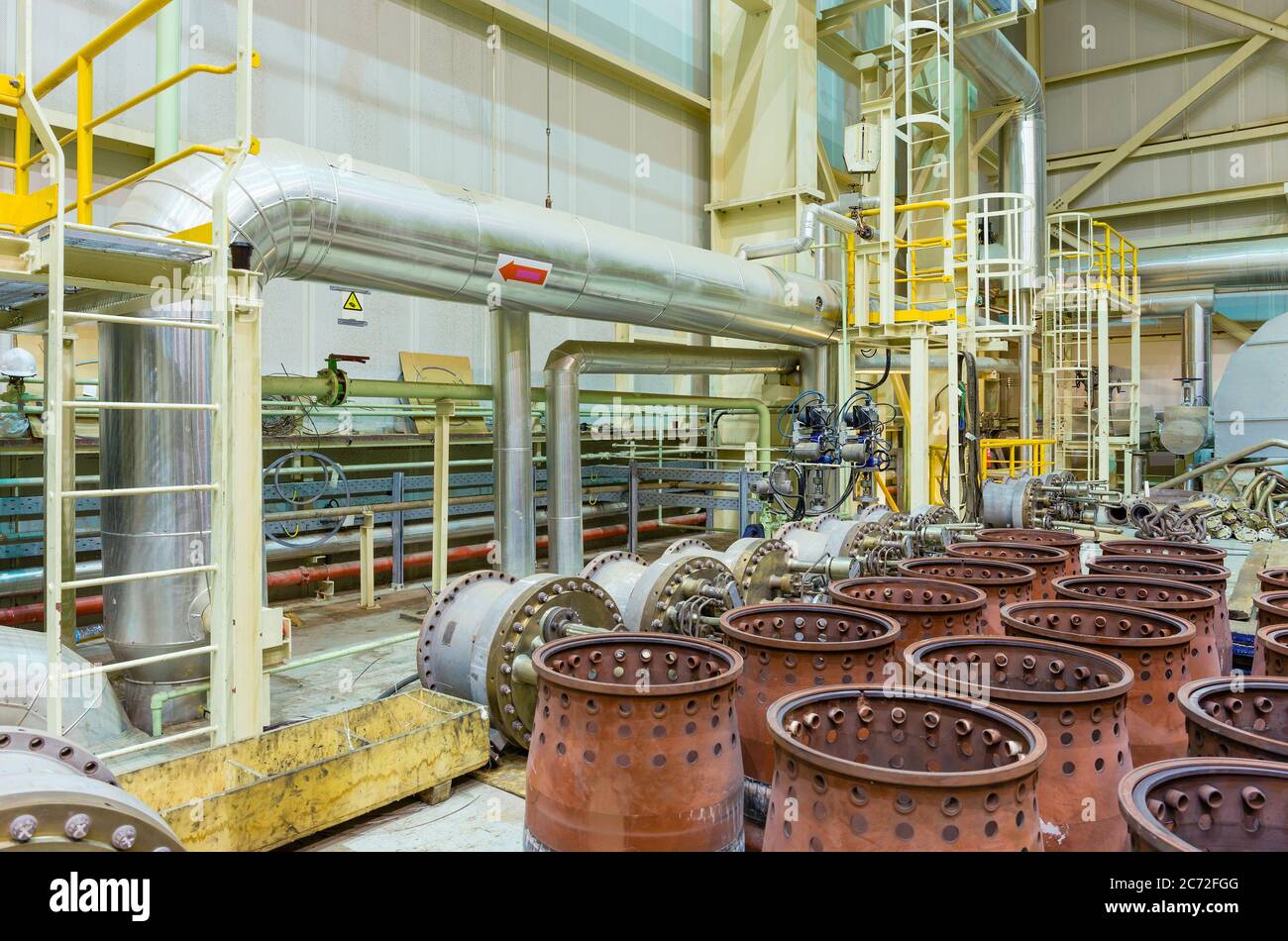 Mechanical factory floor hi-res stock photography and images - Alamy