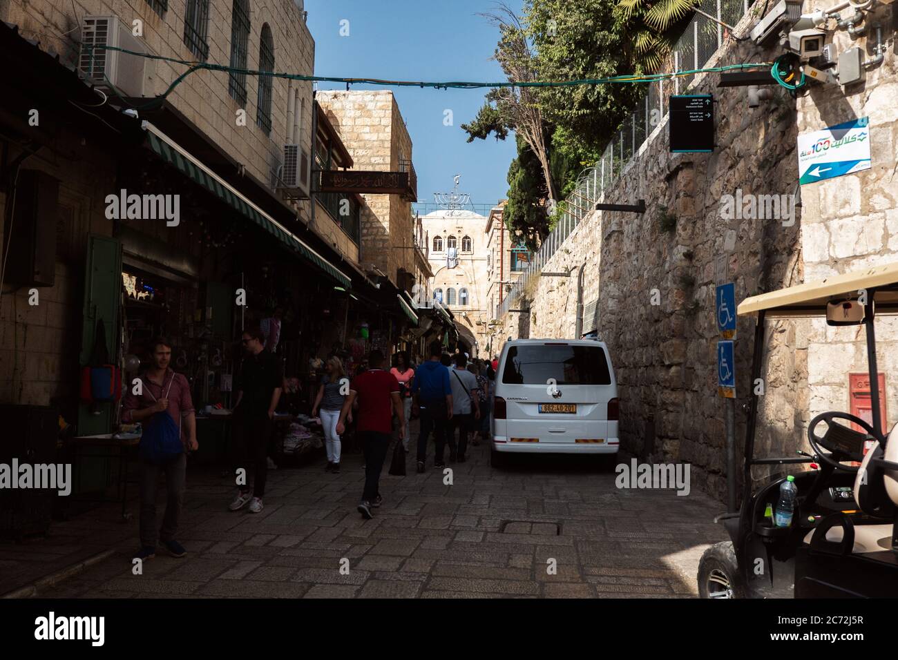 Small market place hi-res stock photography and images - Alamy