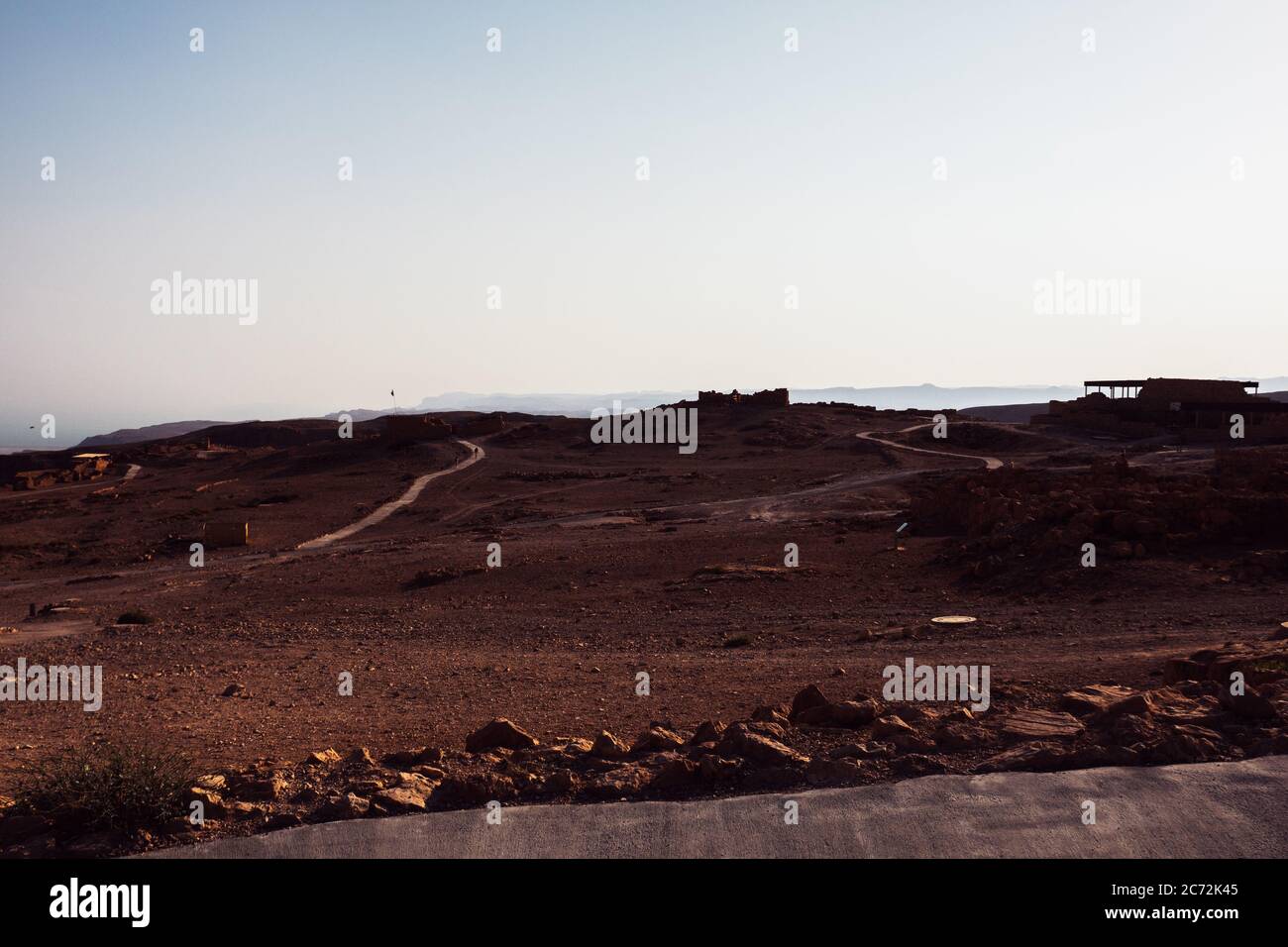 Dirty field hi-res stock photography and images - Alamy
