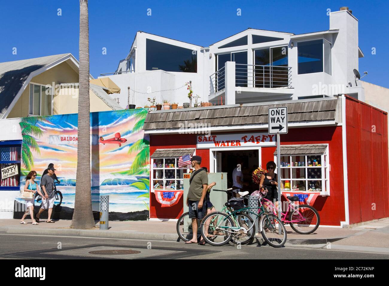 Balboa peninsula balboa city newport beach hi-res stock photography and ...