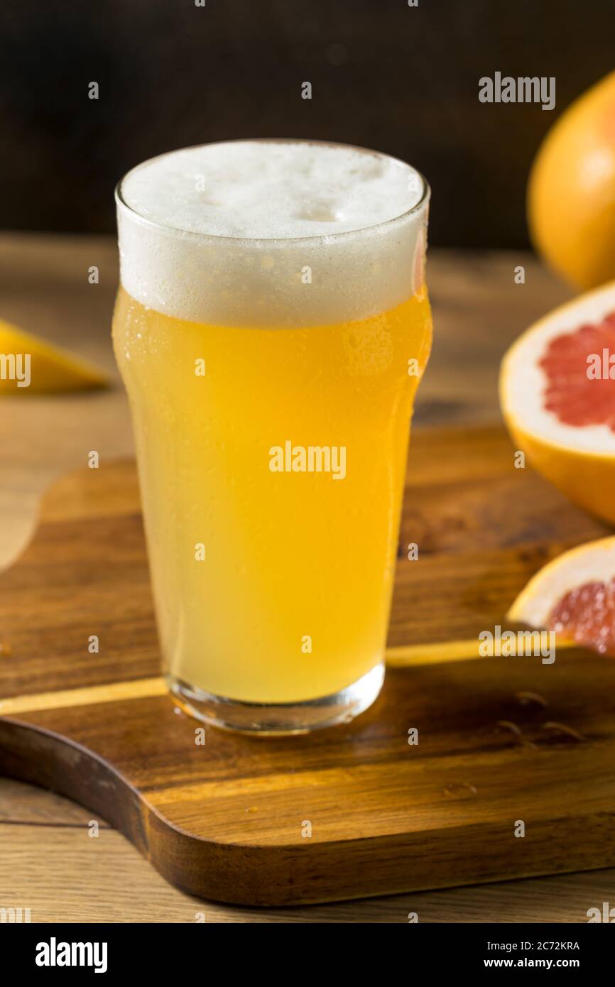 Shandy radler hi-res stock photography and images - Alamy