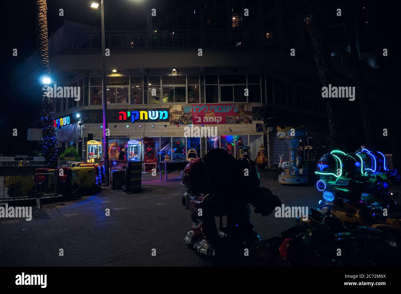 Gaming machines hi-res stock photography and images - Alamy