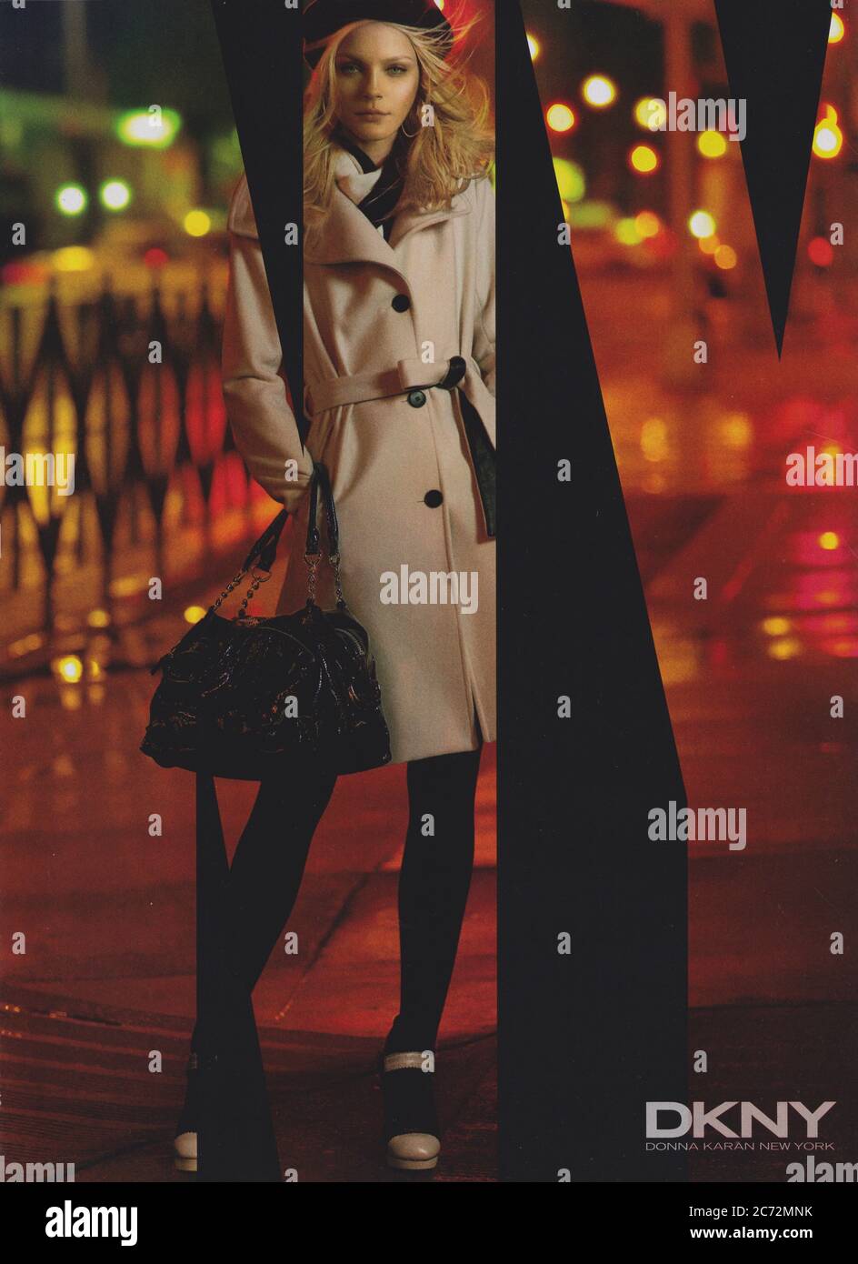 Dkny logo hi-res stock photography and images - Alamy