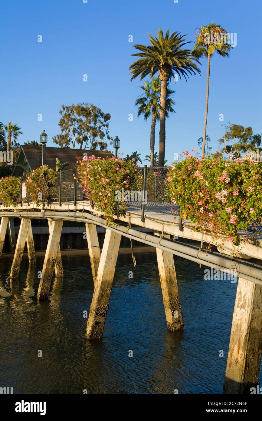 Balboa island newport bay newport beach hi-res stock photography and ...