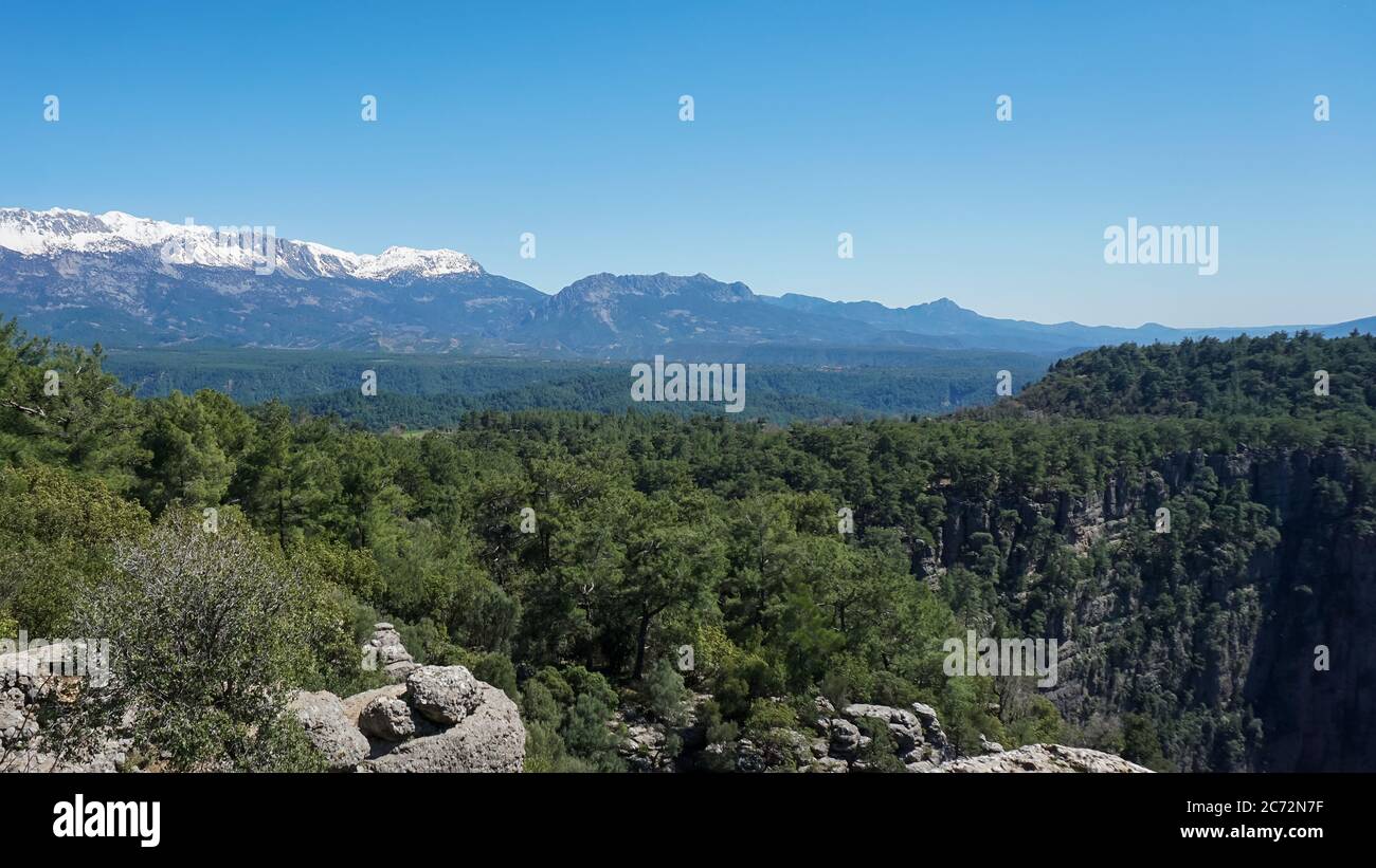 The Taurus Mountain range in Antalya, Turkey Stock Photo - Alamy