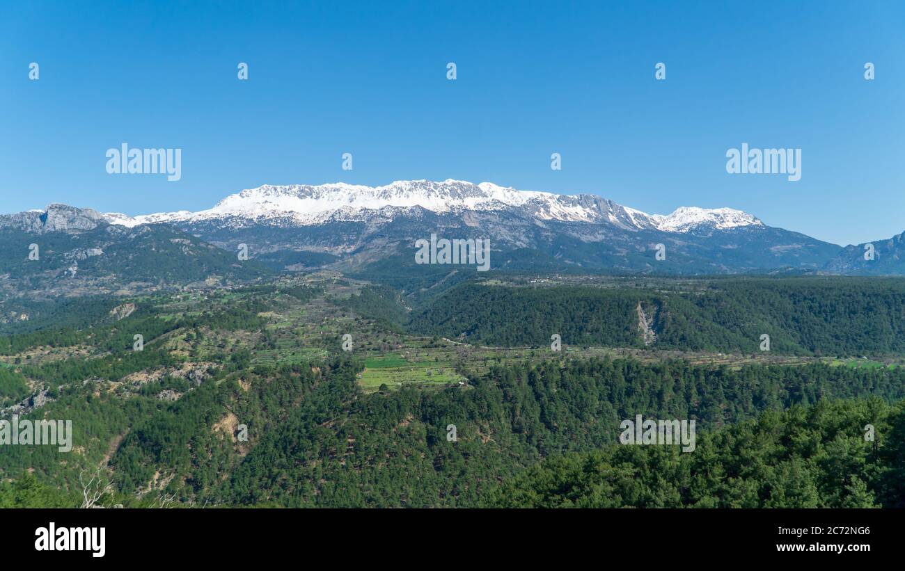 The Taurus Mountain range in Antalya, Turkey Stock Photo - Alamy