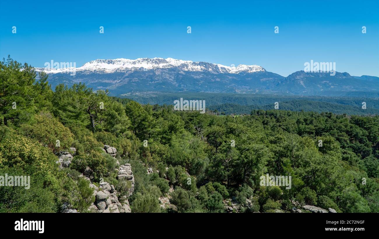 The Taurus Mountain range in Antalya, Turkey Stock Photo - Alamy