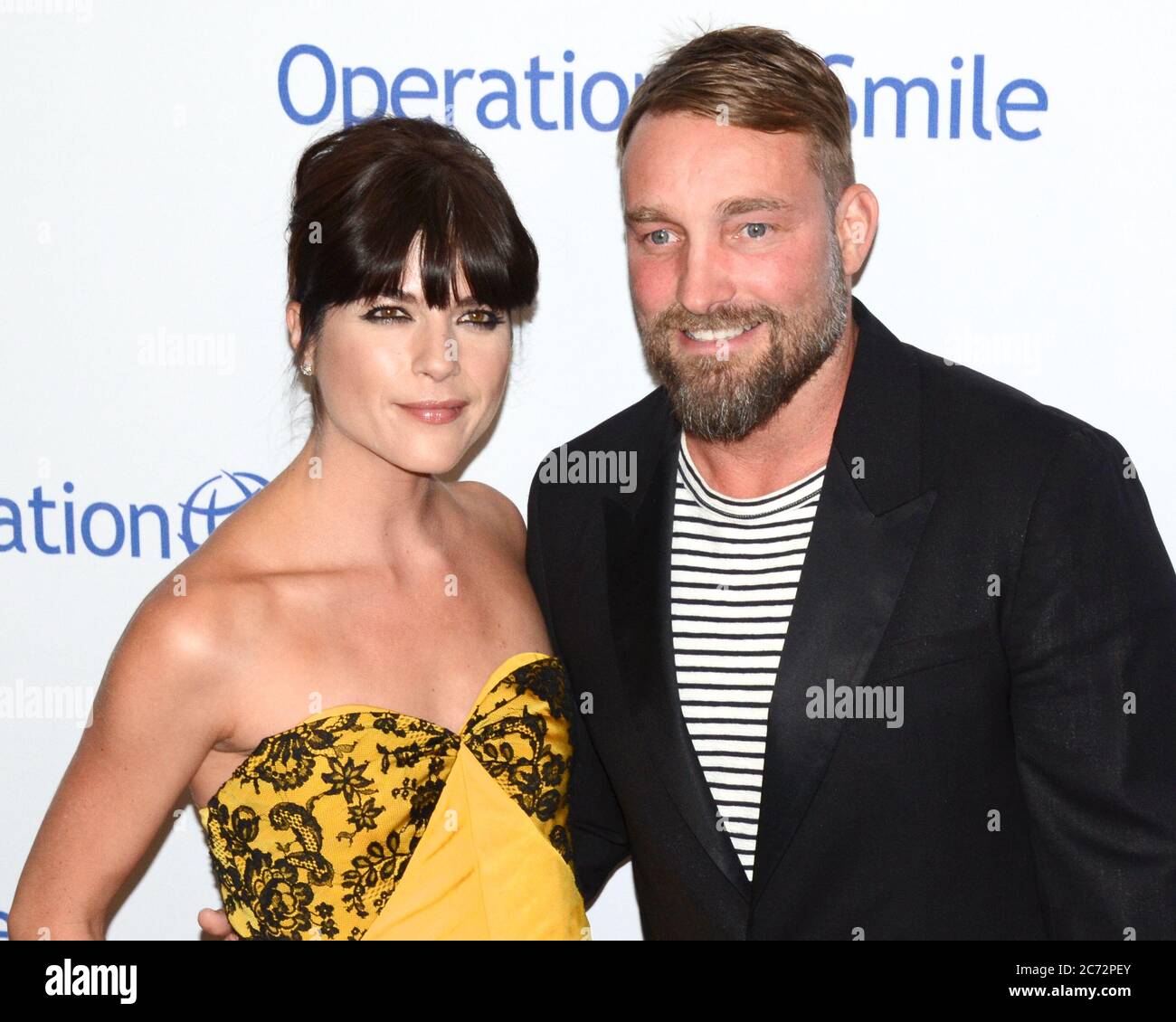 October 2, 2015, Beverly Hills, California, USA: Selma Blair and Brian ...