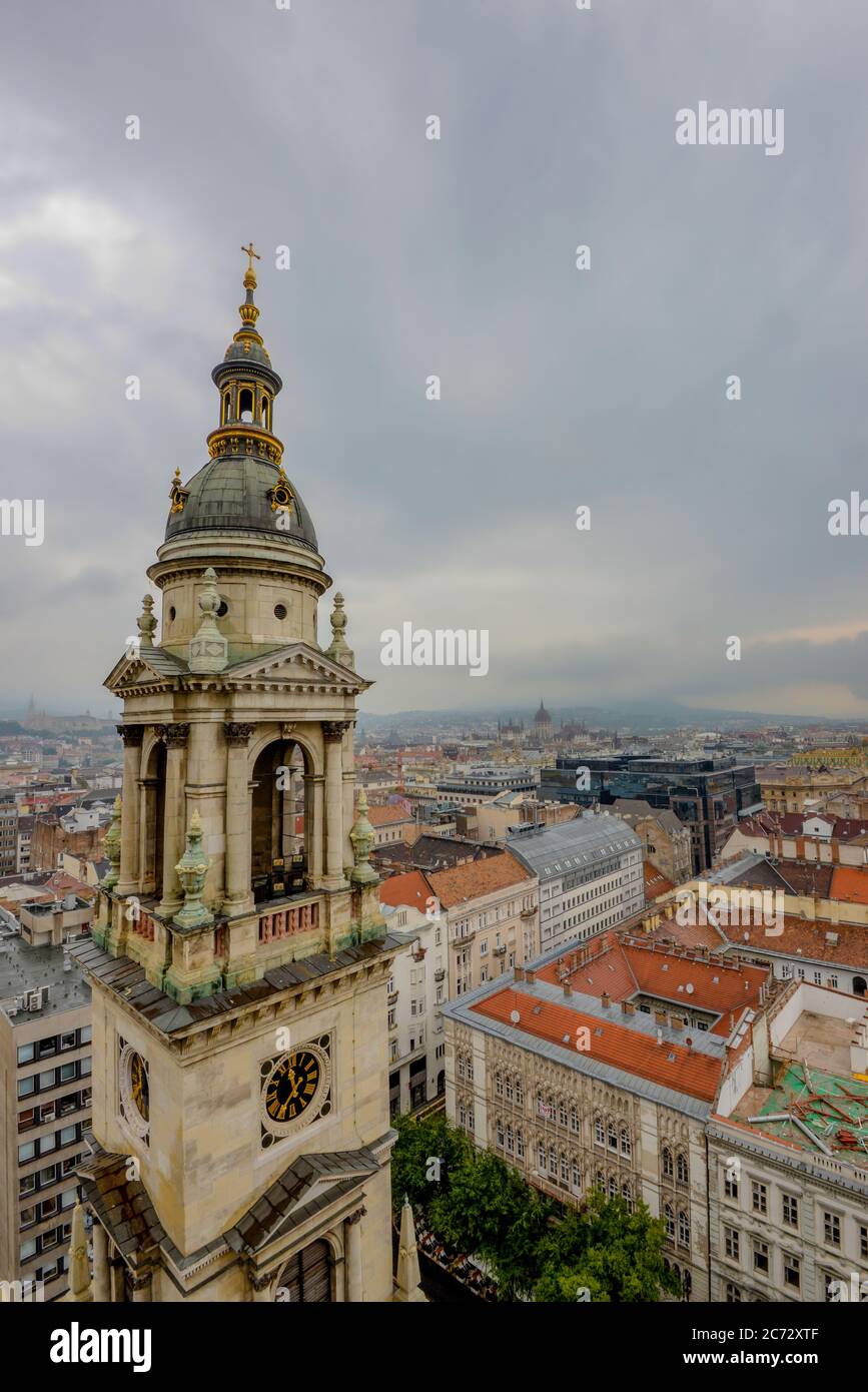 Saint stephan basilica hi-res stock photography and images - Alamy