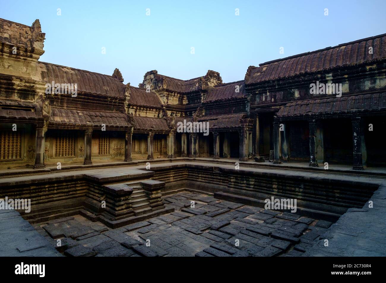 Angkor wat temple courtyard hi-res stock photography and images - Alamy