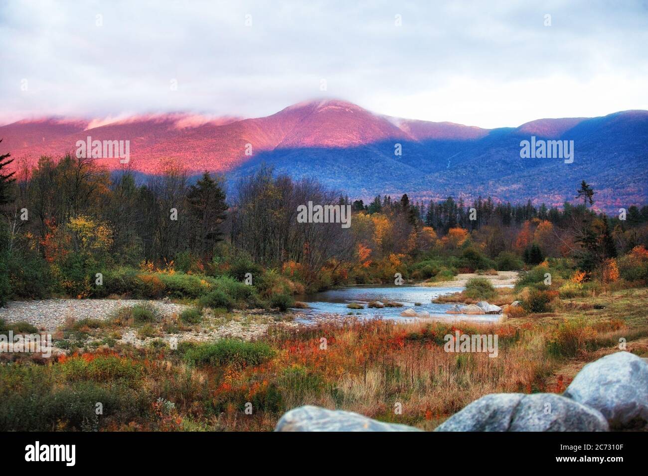 Mount washington valley fall colors hi-res stock photography and images ...