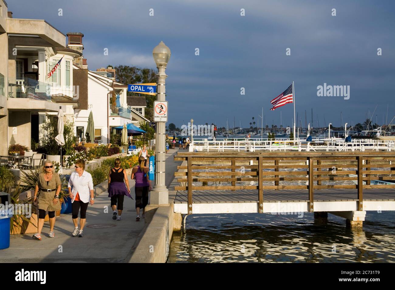 Balboa island newport beach orange hi-res stock photography and images ...