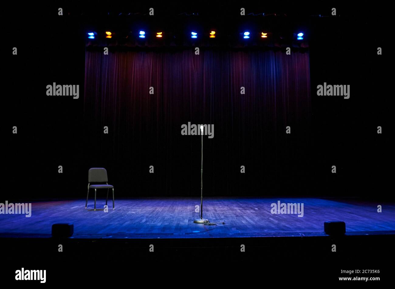 Empty stage of a nightclub hi-res stock photography and images - Alamy