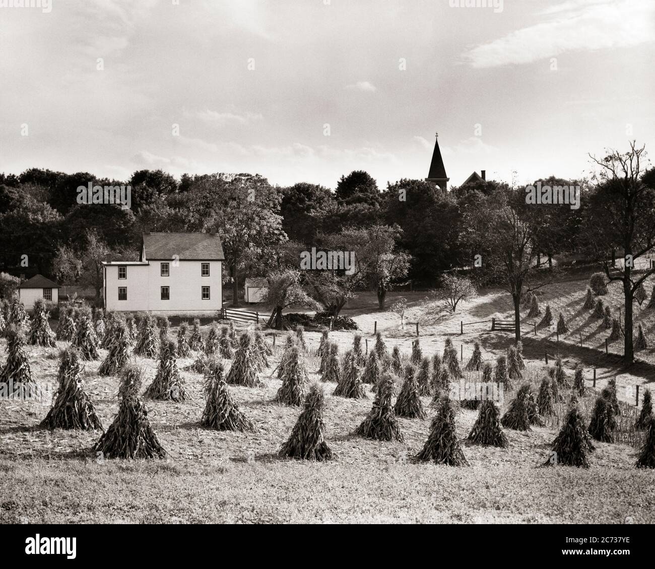 1940s farm buildings hi-res stock photography and images - Alamy
